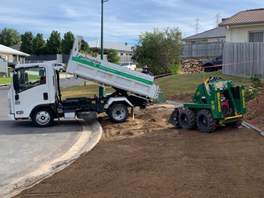 Landscaping Brisbane | How to lay turf - step by step